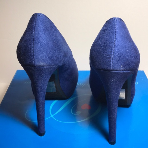 Delicious | Shoes | My Delicious Shoes Twilight Blue Heels Sz 65 Euc ...